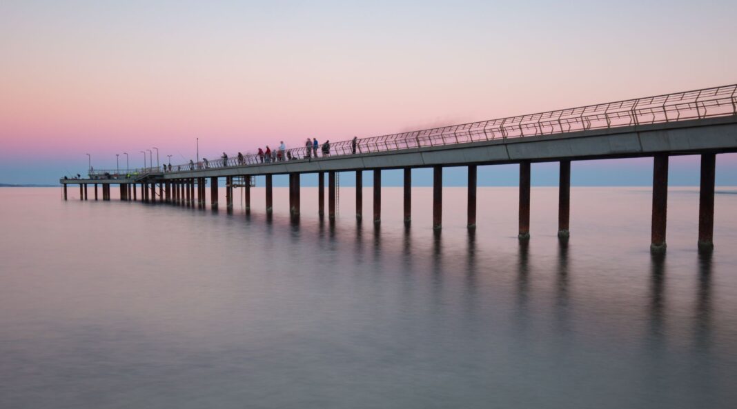 What Makes Lorne a Timeless Stop on the Great Ocean Road - My Vivid ...